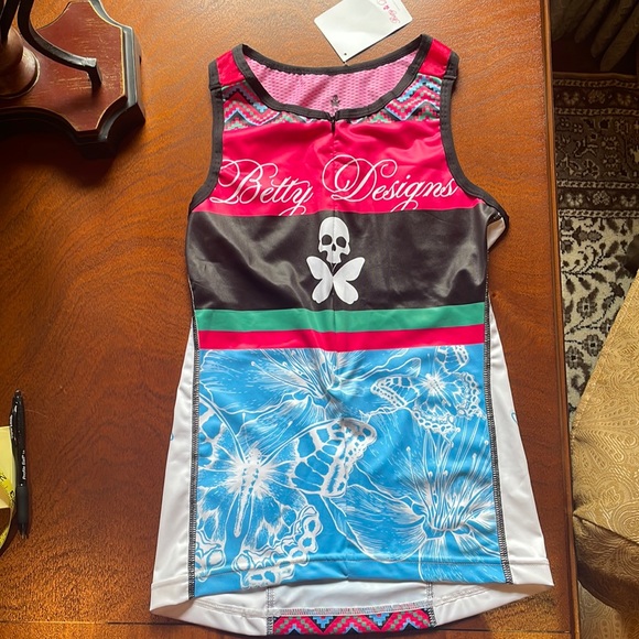 Betty Designs | Tops | Betty Designs Cycling Jersey Size M | Poshmark